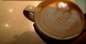 Rosetta Latte Art: How To Make It (Barista Tips & Tricks)