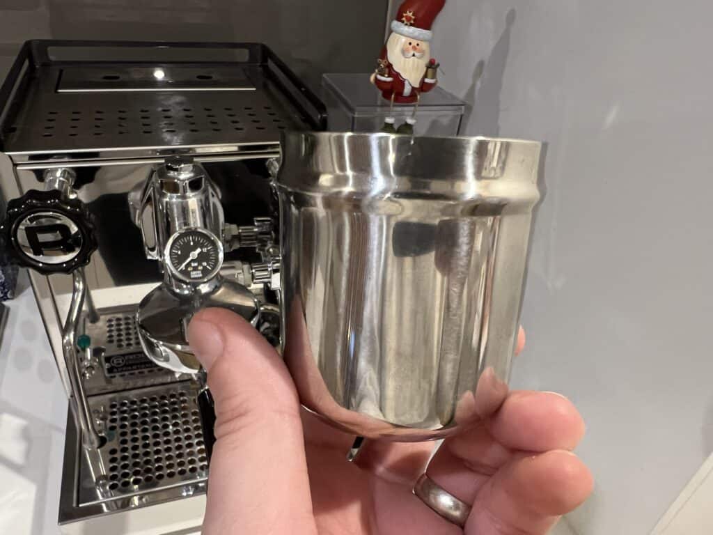 Best Coffee Dosing Cups and 3 Reasons Why You Need One